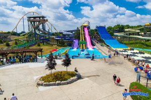 Top 5 Reasons to Visit Canadas Wonderland this Season